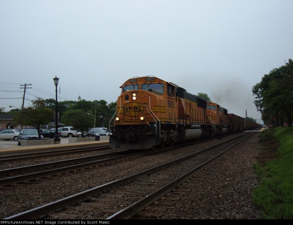 BNSF 8953 & 9921
